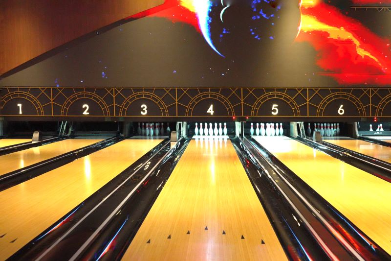 The Bowling "Invisible Assistants" - Markings on the Lane | Eternity